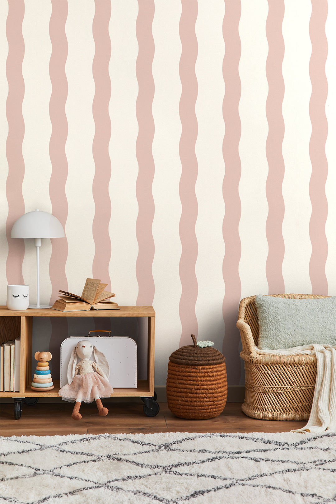 Little Otja® Wiggle Lines Wallpaper, Blush Pink